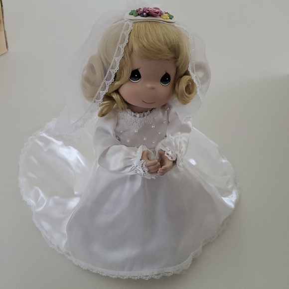 Precious Moments | Accents | Ashton Drake Precious Moments Bride Doll ...